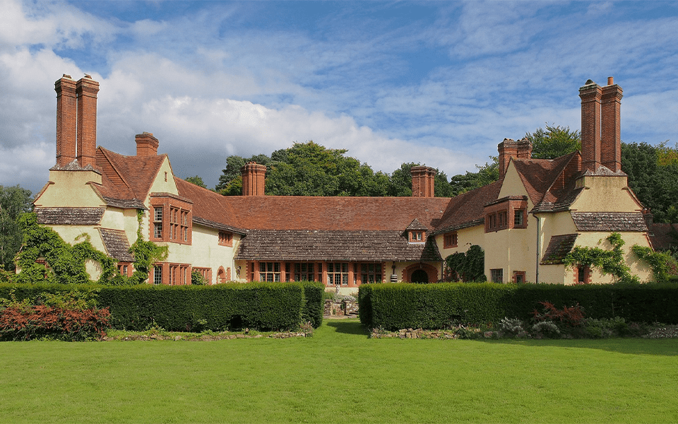 Buying and Owning a Listed Property - Flat Living