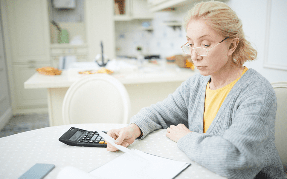 An At-a-Glance Guide to Service Charges - Flat Living